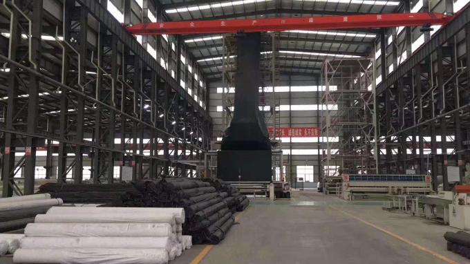 Bentonite Geotextile Waterproofing , Hdpe Liner Sheet Roof Garden Isolation
