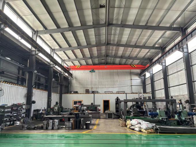 Heavy Duty Conveyor Roller Making Machine Auto Pressing Mounting